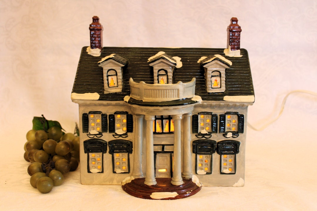 Dept 56 Plantation House Light up Building - Original Snow Village ...