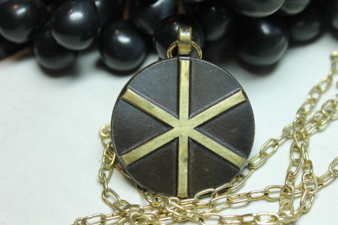 1967 Terra Sancta Religious Necklace - Metal Cross Pendant on 28" Chain ...
