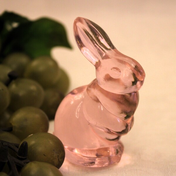 Fenton Glass Bunny - Etsy