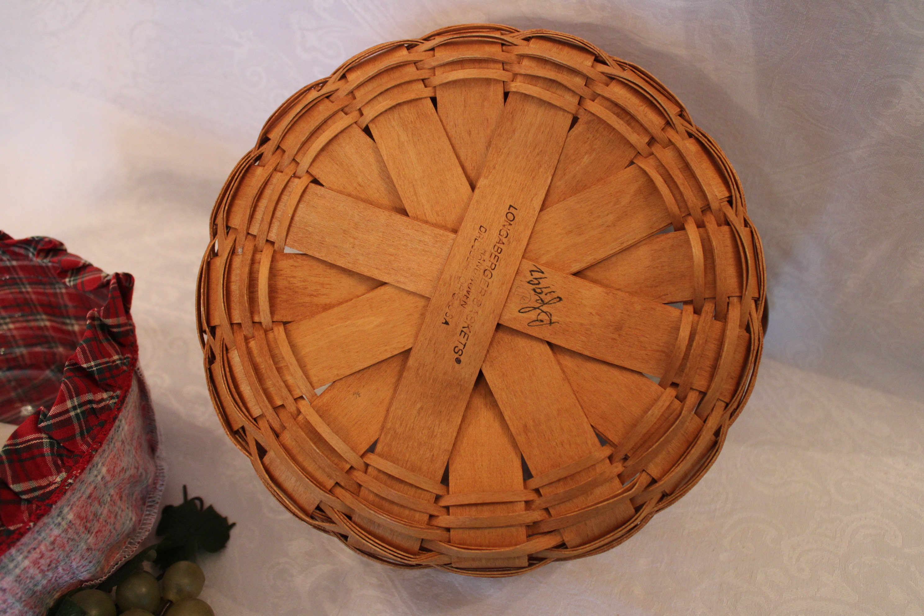 1992 Longaberger 10 Round Darning Basket with Leather | Etsy