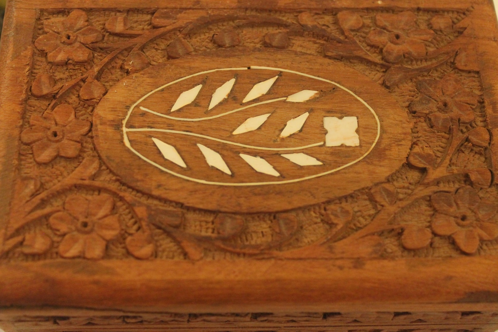 Vintage Hand Carved Wood Keepsake Box With Inlaid Top Made in | Etsy