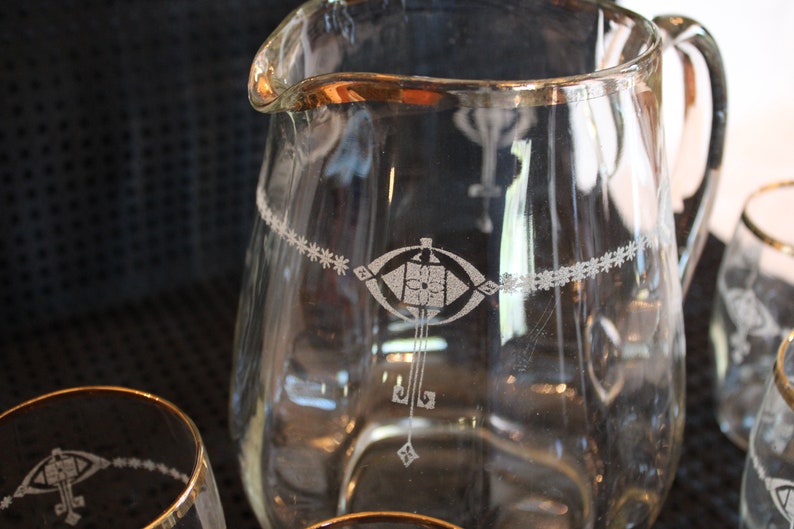 Vintage Glass Pitcher Set With 6 Tumblers Clear Glass Art - Etsy