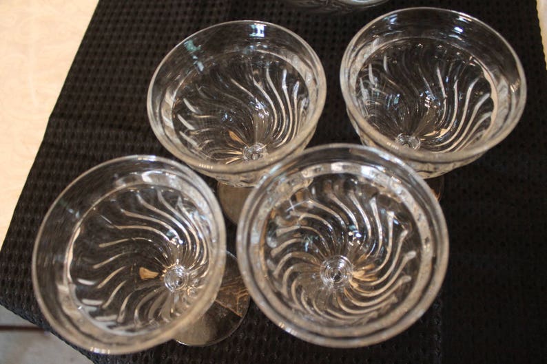 Fostoria Glass Colony Swirl Pattern 2 Quart Water Pitcher and | Etsy