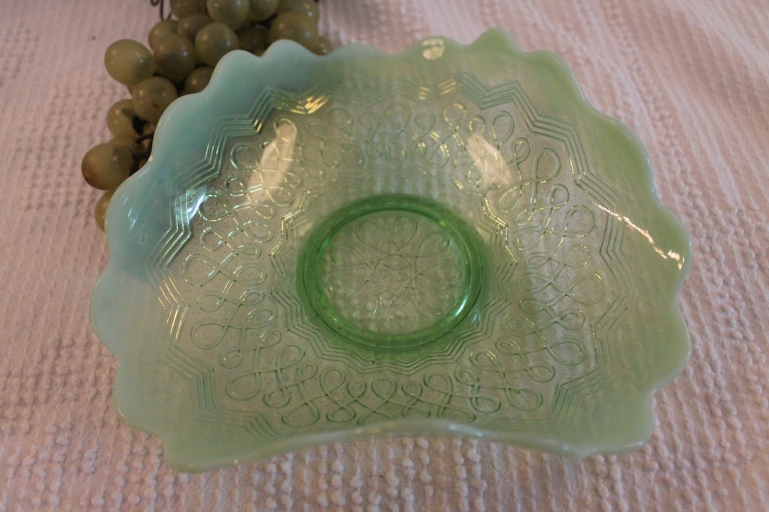 Antique Jefferson Glass Green Opalescent Novelty Bowl #247 - Many Loops ...