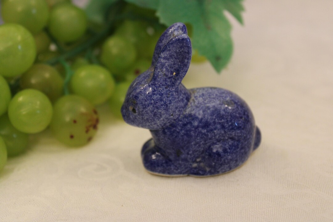 Enesco Blue Speckled Bunny Rabbit Figurine - 1983, Excellent Condition ...
