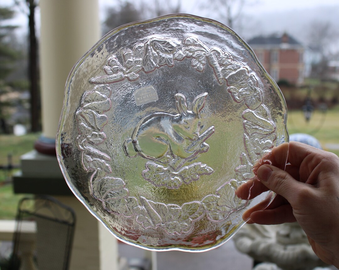 Viking Glass 9" Bunny Rabbit Plate - Easter, Light Pink, Excellent ...