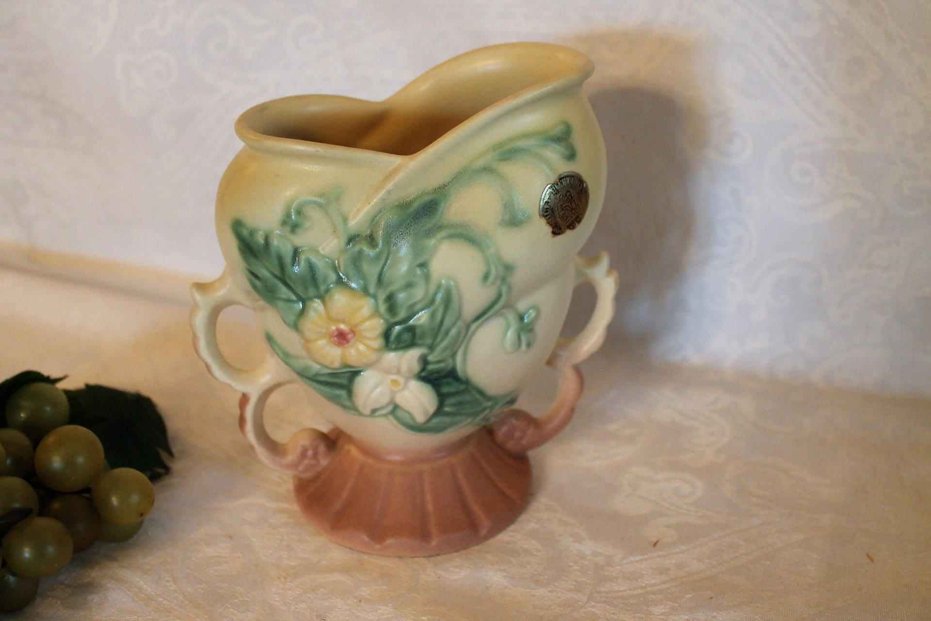 Hull Pottery Wildflower Vase With Handles - W5 in Excellent Condition ...