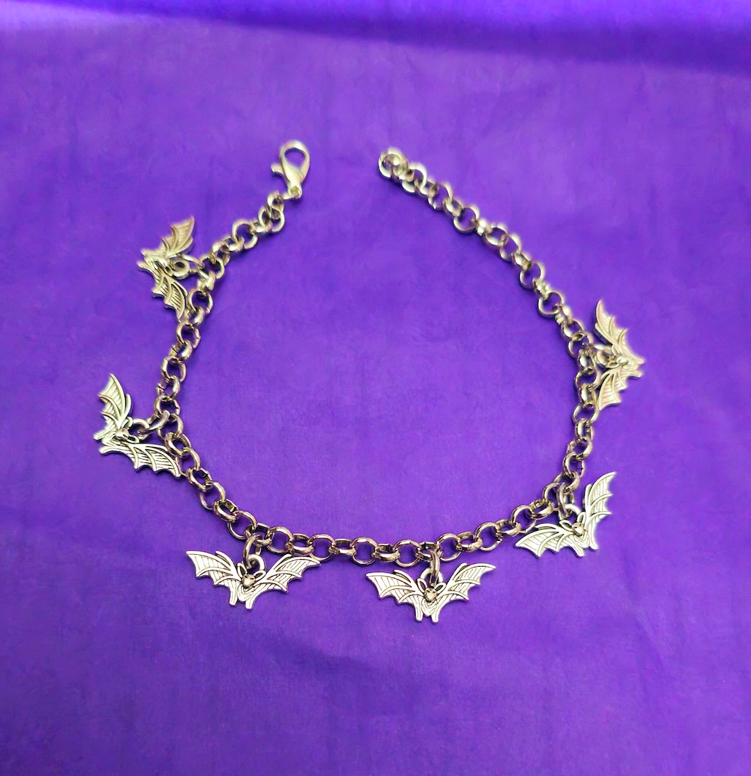 Bat Charm Bracelet, Cute Little Spooky Bat Bracelet - Etsy