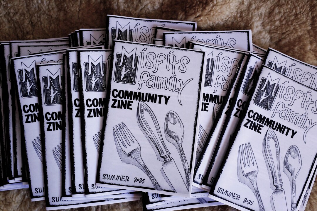 Community Zine by Misfits Family - Etsy