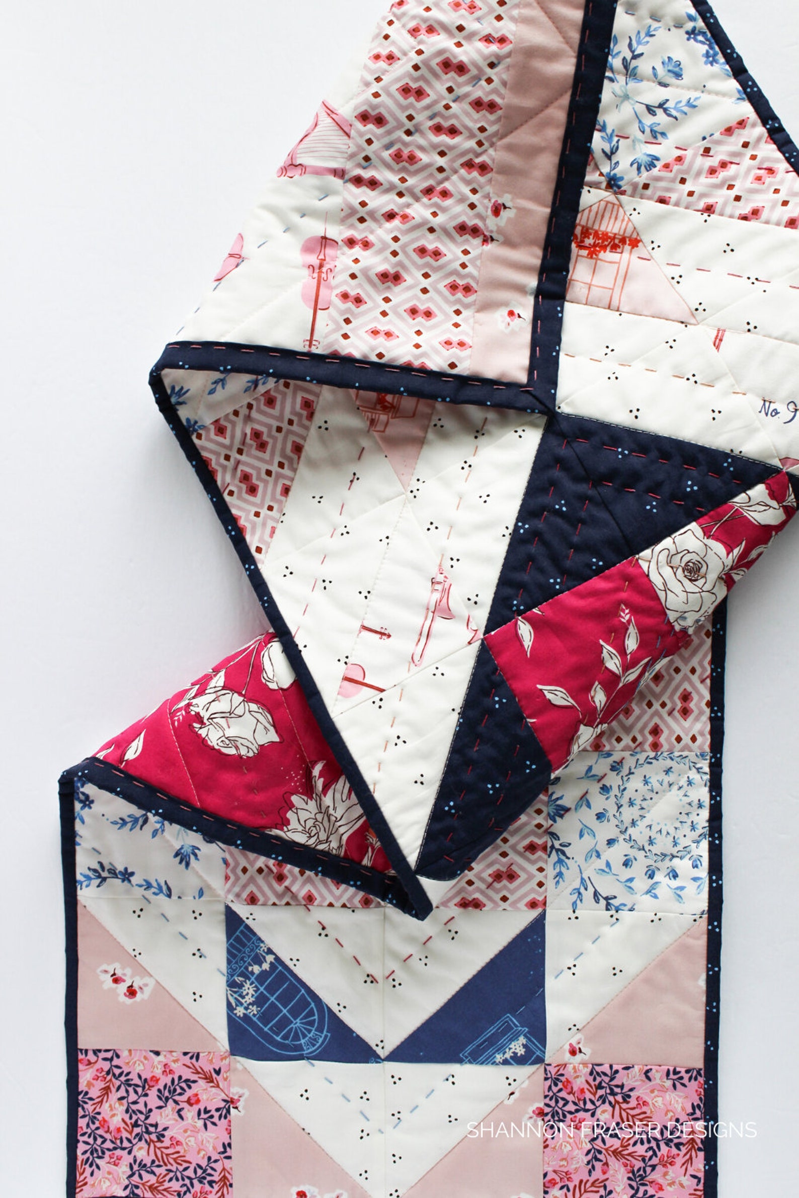 Modern Aztec Table Runner Pattern | DIY Home Décor | Modern Quilt ...