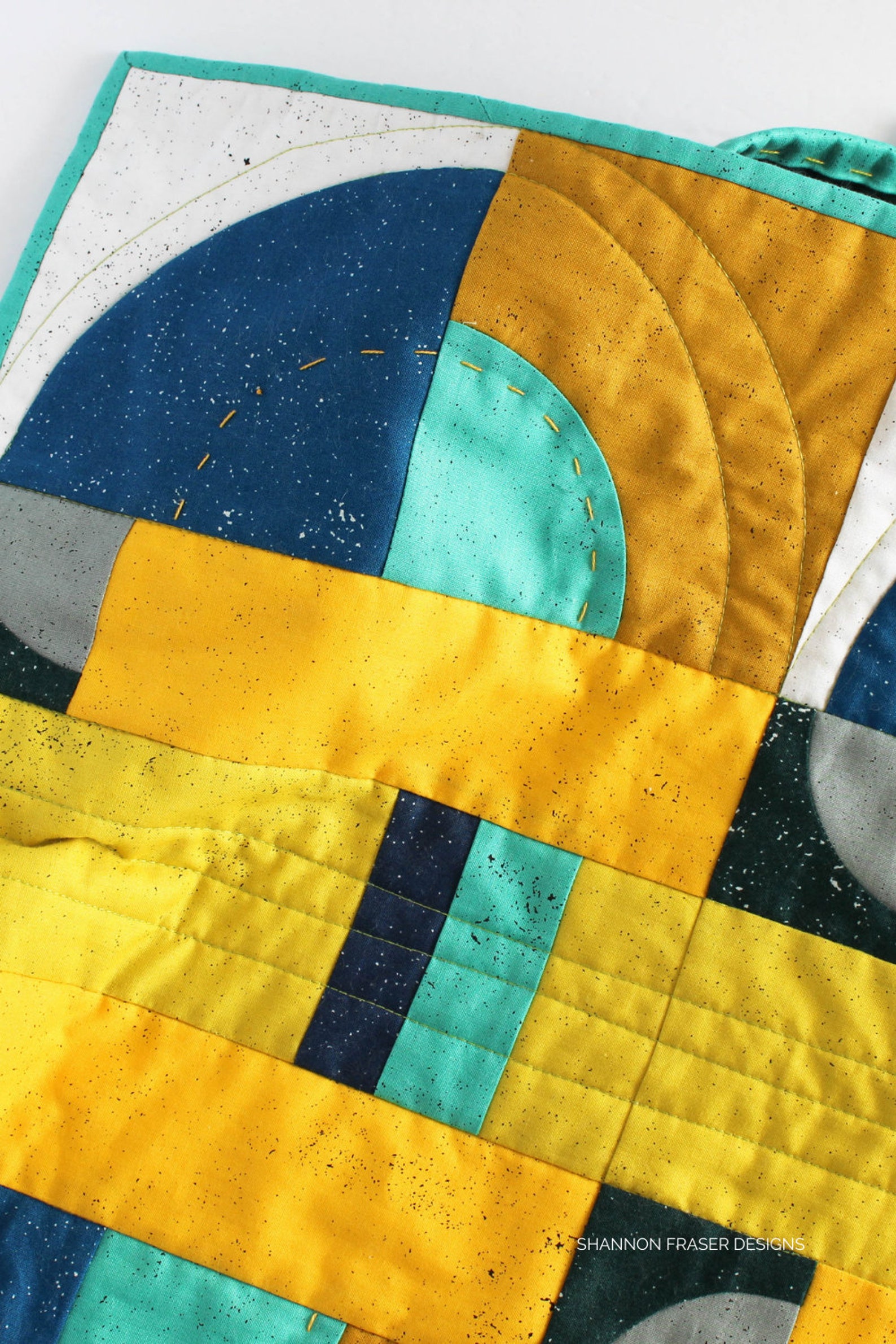 Lunar Eclipse Quilt Pattern Modern Beginner Friendly Curves - Etsy