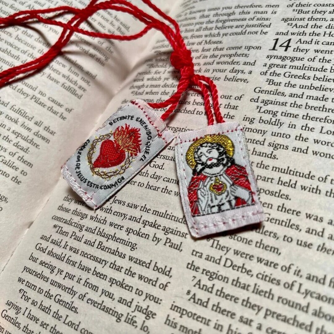 Catholic Scapular Red Scapular Necklace Religious Gift Catholic ...