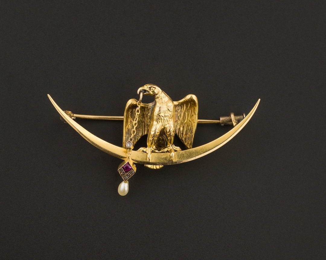 Antique Falcon Brooch of 18k Gold - Etsy