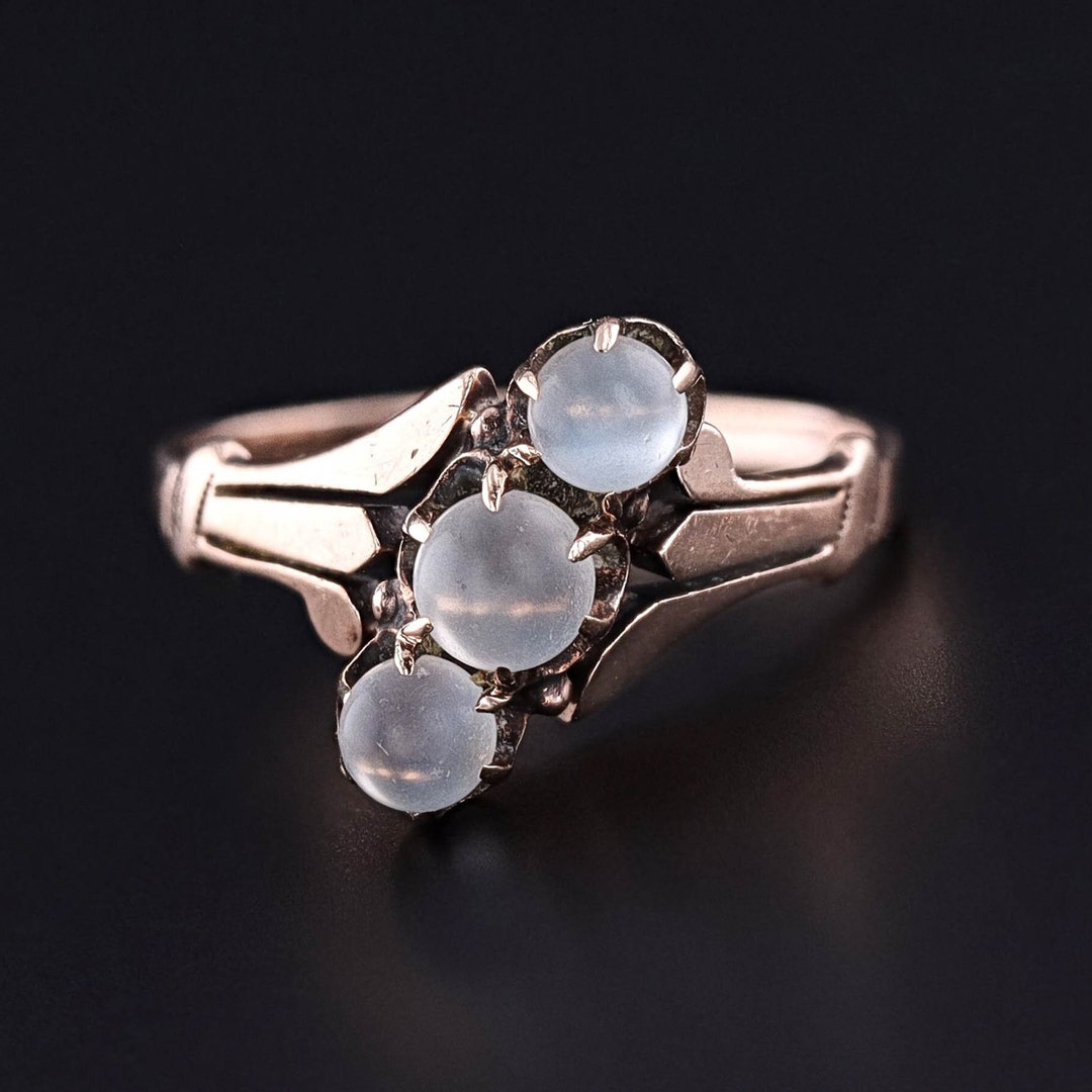 Antique Moonstone Ring of 10k Gold - Etsy