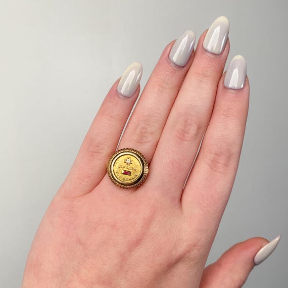 Vintage Qu'hier Que Demain Ring of 18k Gold - Gem