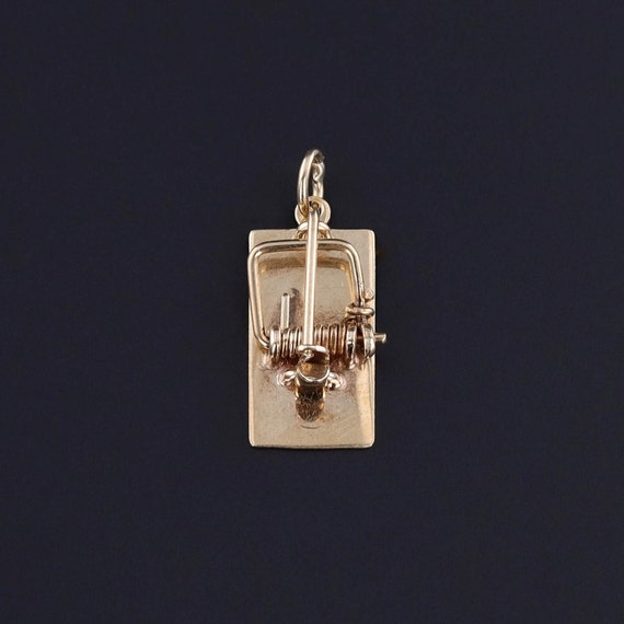 Vintage Mouse Trap Charm of 14k Gold - Gem