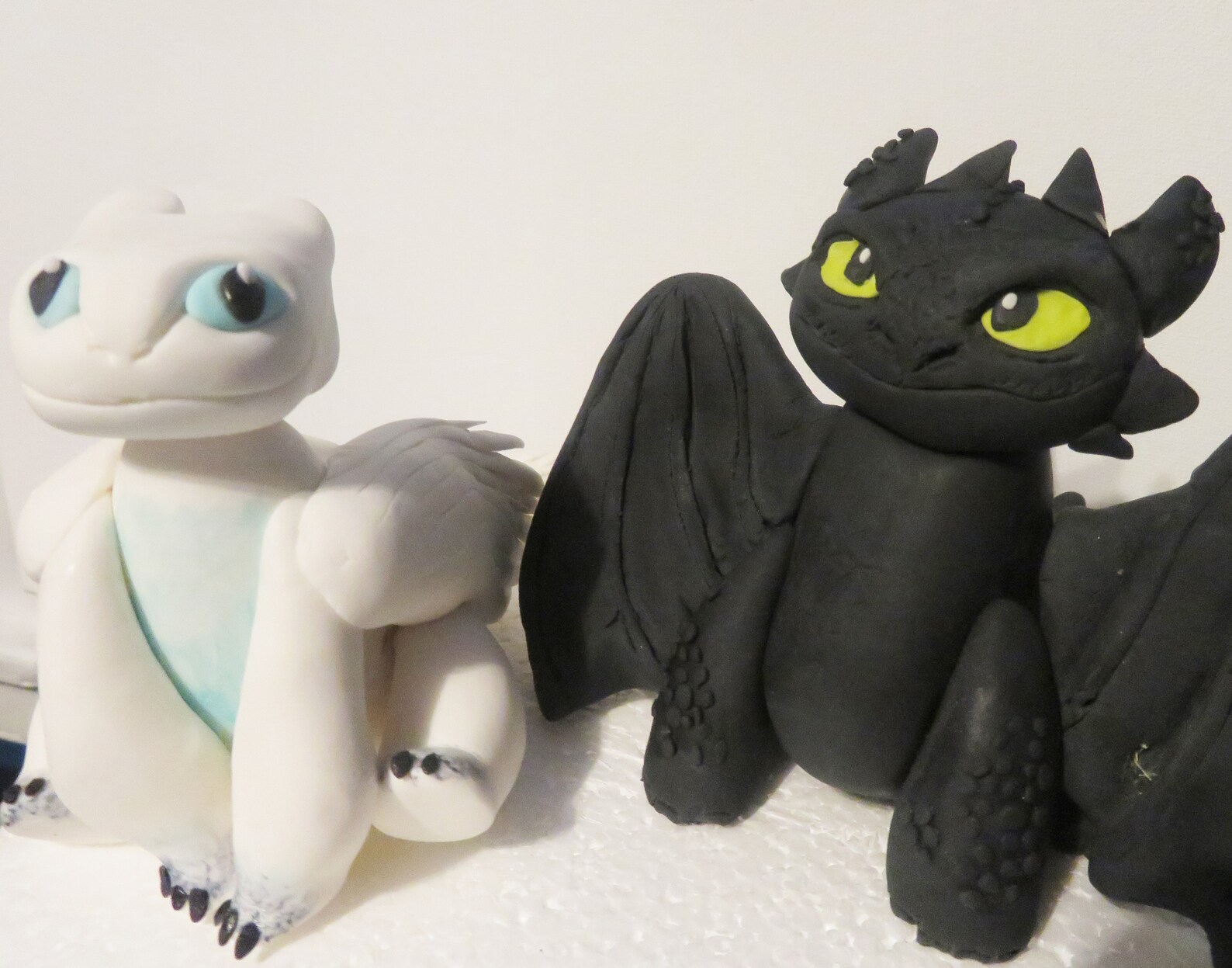 How to Train a Dragon Toothless and Light Fury Cake Toppers - Etsy