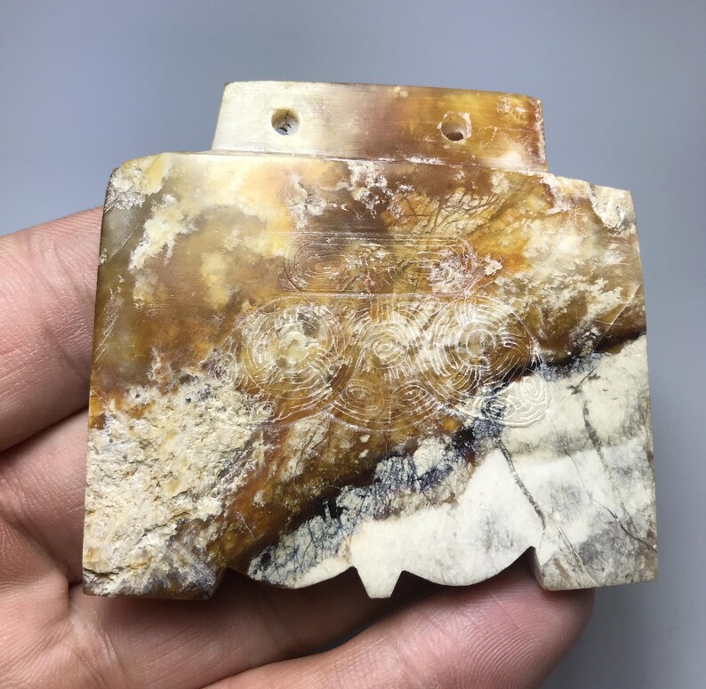 Rare and Unusual Neolithic Period 'liangzhu Culture' Hat-form Jade ...