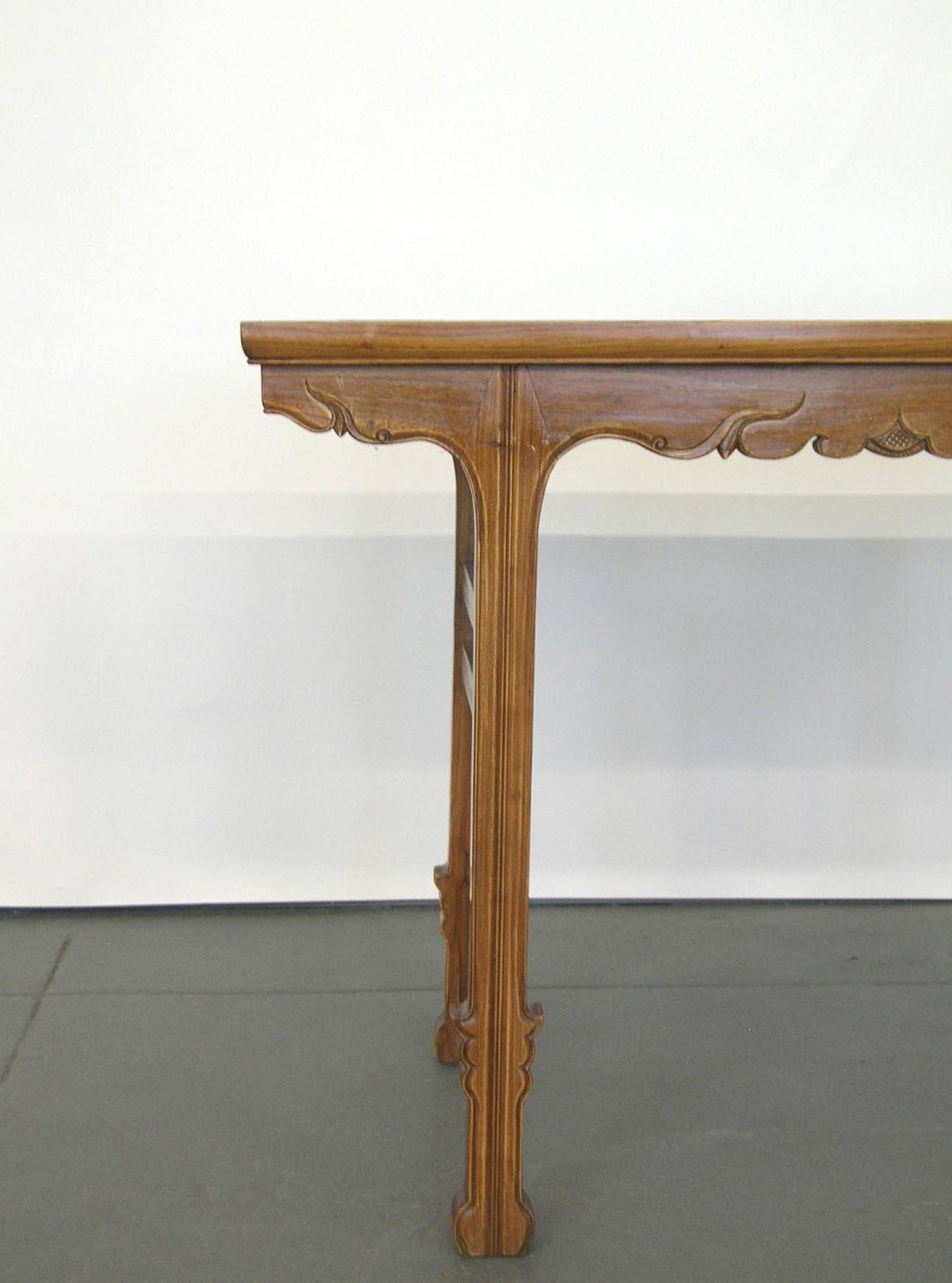 Ming-style Vintage Chinese Side Table With Sword-style Legs and Pudding ...