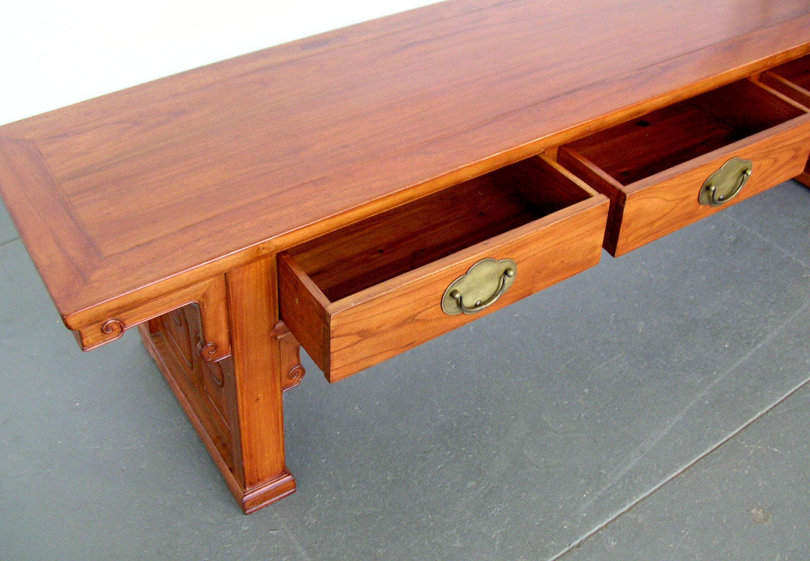 An Exceptional Ming-style Chinese Kang Desk Low Table Bench With ...