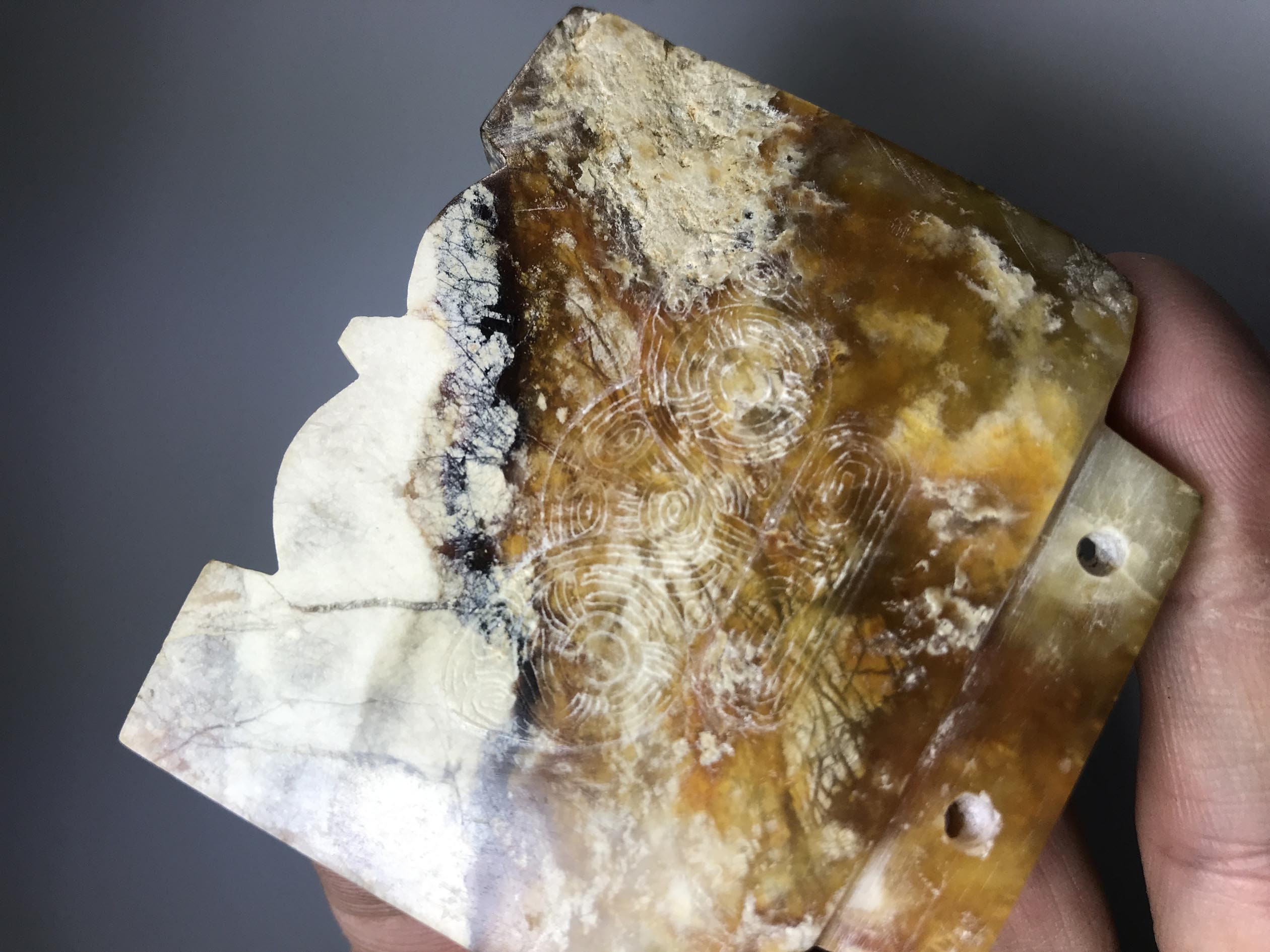 Rare and Unusual Neolithic Period 'liangzhu Culture' Hat-form Jade ...