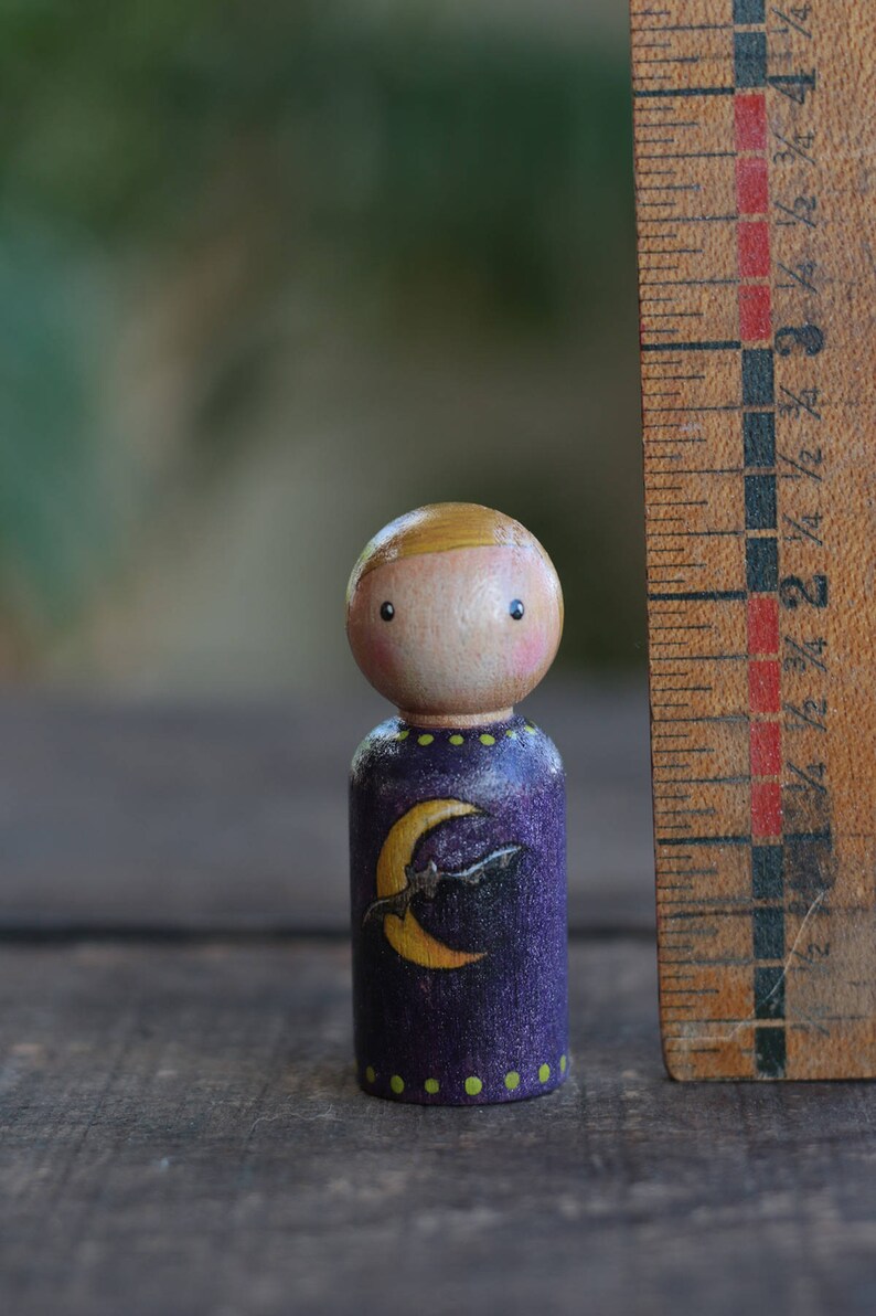Halloween Peg Doll Purple Moon and Bat Peg Doll Halloween - Etsy