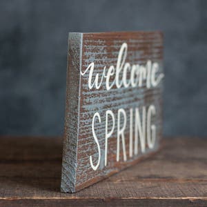 Custom Wood Sign, Welcome Spring Sign, Rustic Spring Wall Decor (choose ...