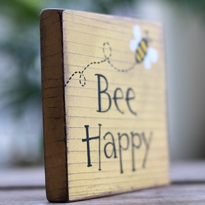 Be Happy Small Wood Sign With Bee Primitive Wood Sign for Spring - Etsy ...
