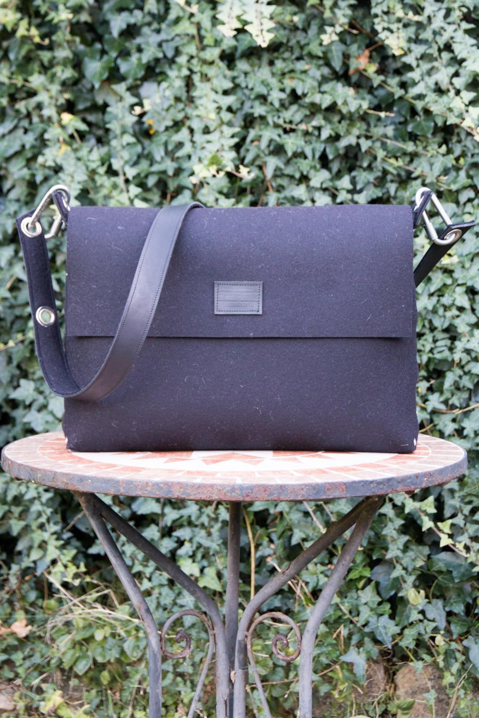 A3 Messenger Bag Mens Satchel Bag / A3 Paper Size Bag / Mens - Etsy