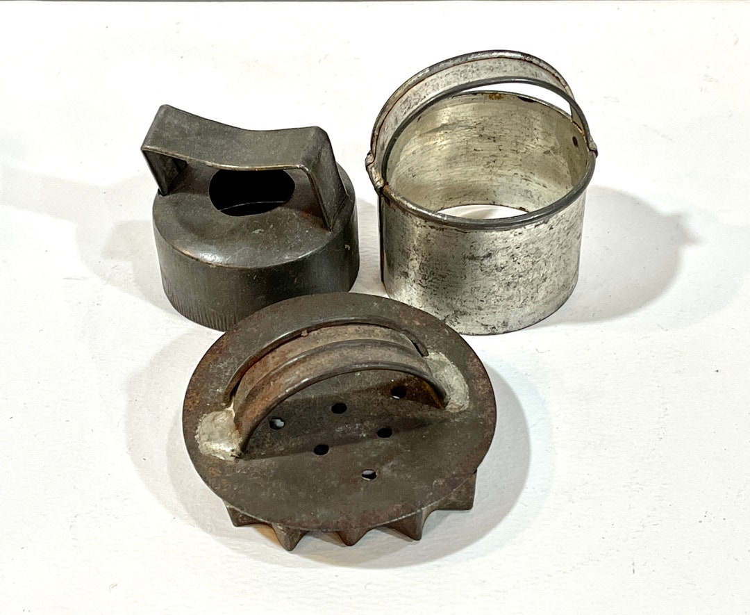 Cookie Cutter Lot, Biscuit, Cookie Cutter, 1930s 1940s Era, Farmhouse ...