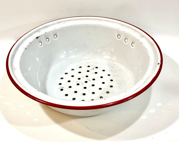 Vintage Kitchen, Enamel Ware, Metal Colander, Enamel Strainer, White W ...