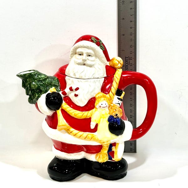 Grinch Pitcher - Etsy