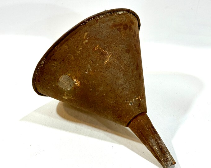 Farm Funnel, Rusty Metal, 8 Inch Funnel, Farmhouse Decor, Farm Tool ...