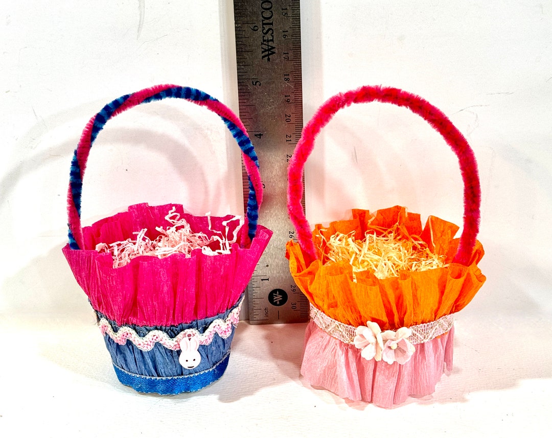 Easter Nut Cups, Crepe Paper, Hand Made, Candy Cups, Vintage Easter ...