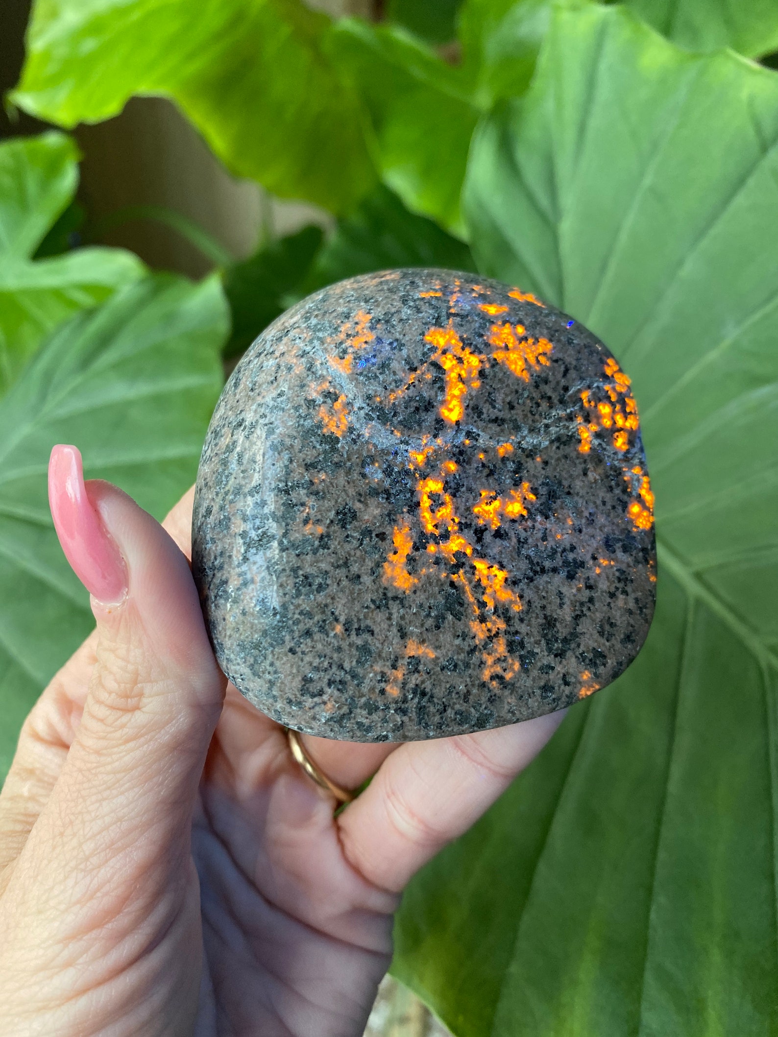 Yooperlite Palm Stone Emberlite Glowing Yooperlite Stone - Etsy