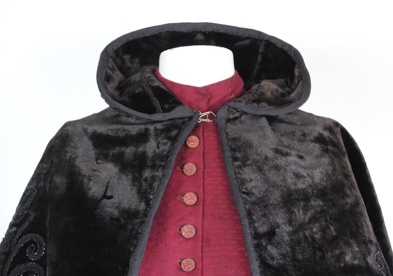 Victorian Velvet Cape Antique 1890s Victorian Black Velvet Cape Beaded ...