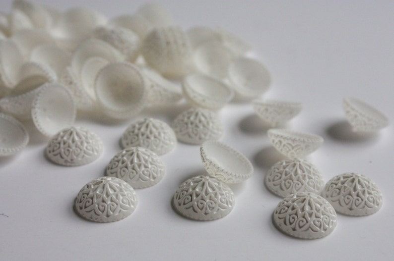 18mm Patterned White Bead Enhancers. Two Tone White Bead Caps ...