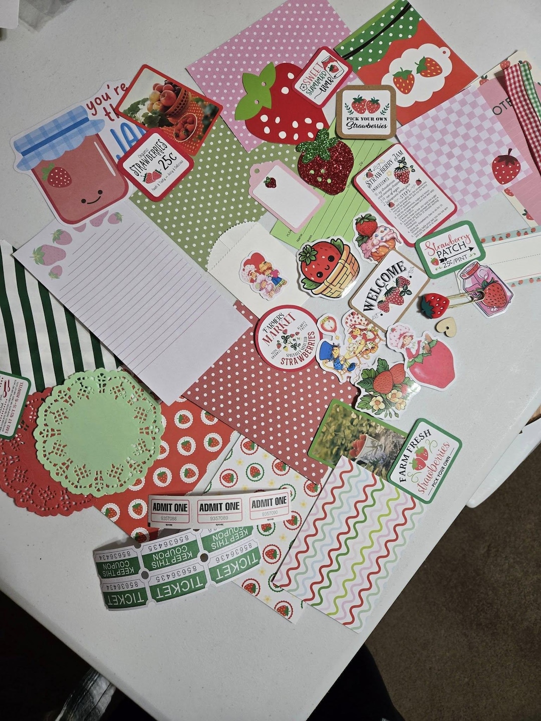 Strawberry Junk Journal Ephemera Pack - 45 Pieces , Reds Pinks ...