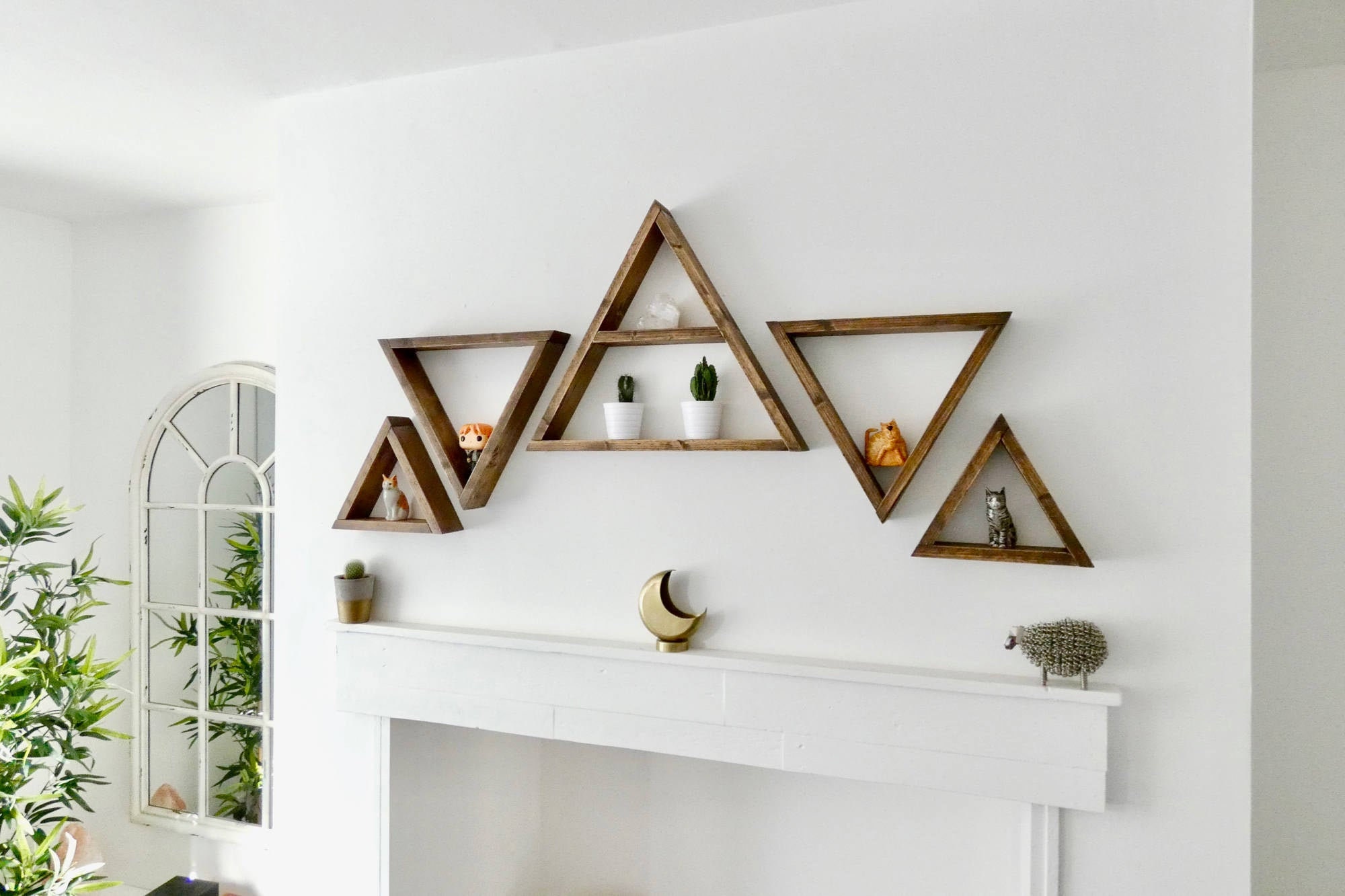 Set of 5 Triangle Shelves Geometric Shelves Plant Shelf | Etsy