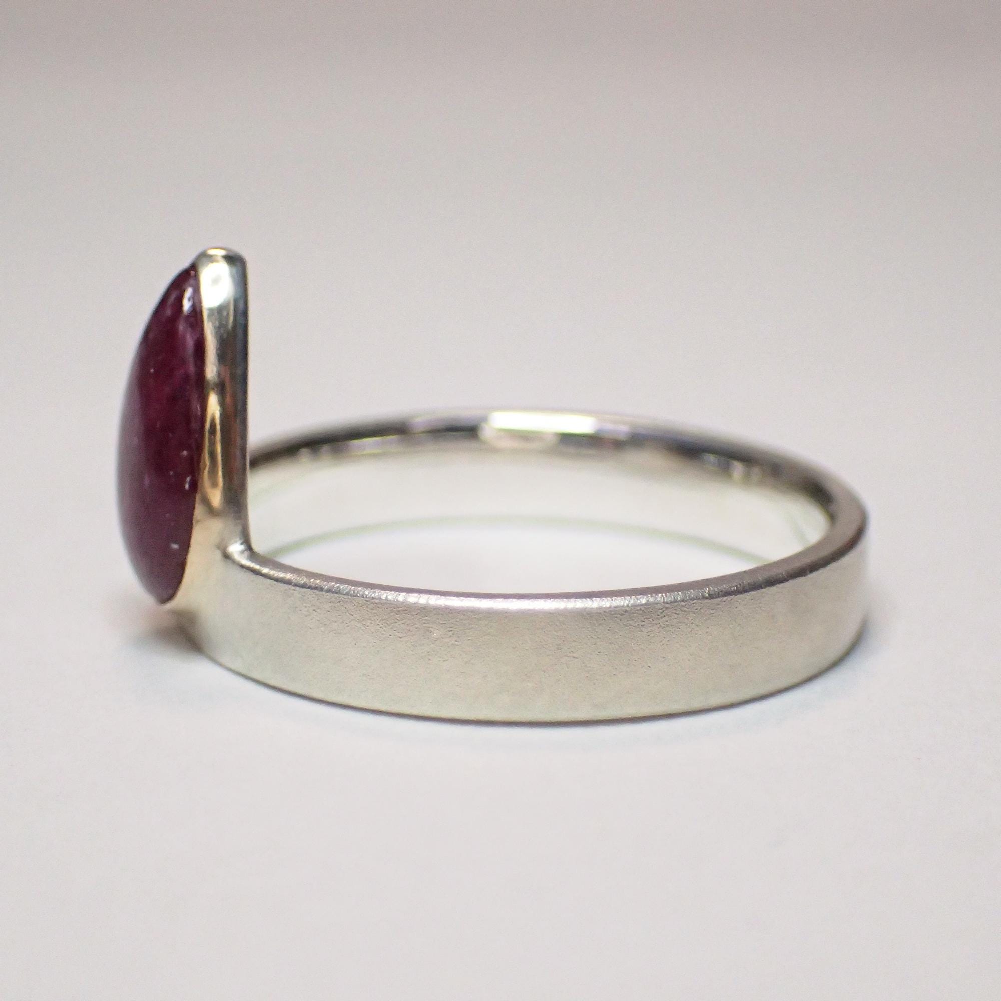Pear Ruby Cabochon Ring Silver and Gold Size N - Etsy