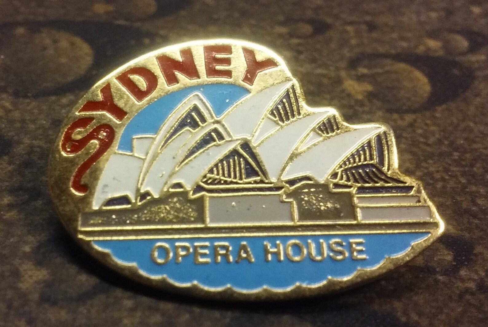 Sydney Australia Opera House Enameled Lapel Pin Pre-owned - Etsy