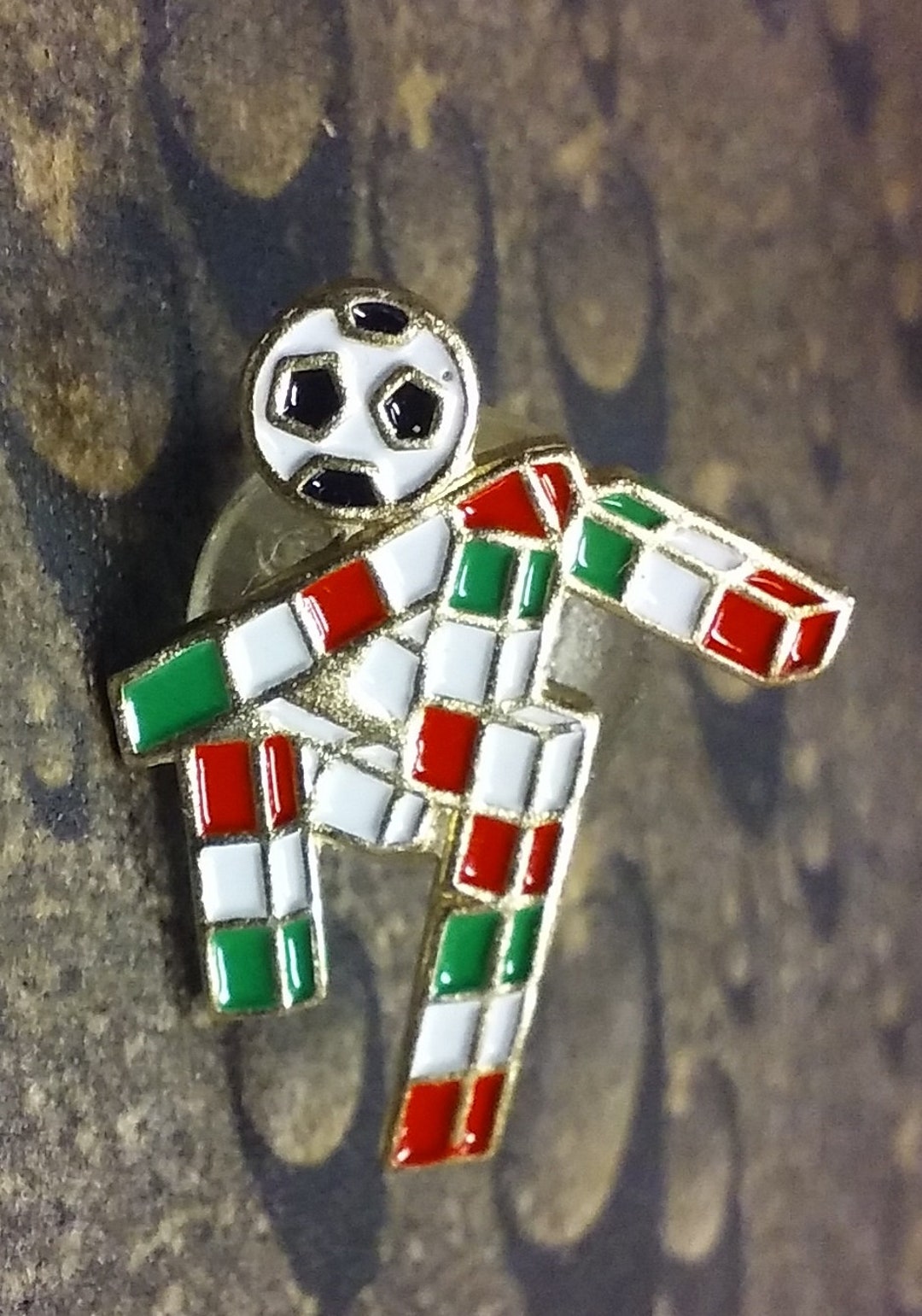 Mexico Italian Soccer Player Green White Red Enamel Lapel Pin Pre-owned ...