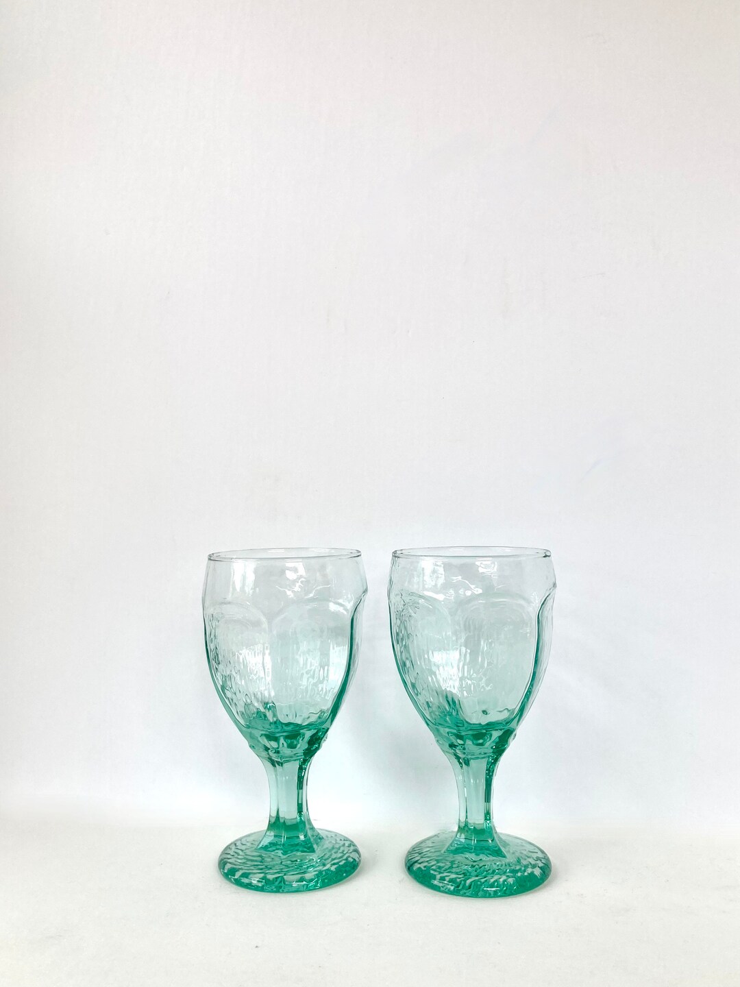 Pair of Vintage Libbey Green Chivalry Stemmed Drinking Glasses - Etsy