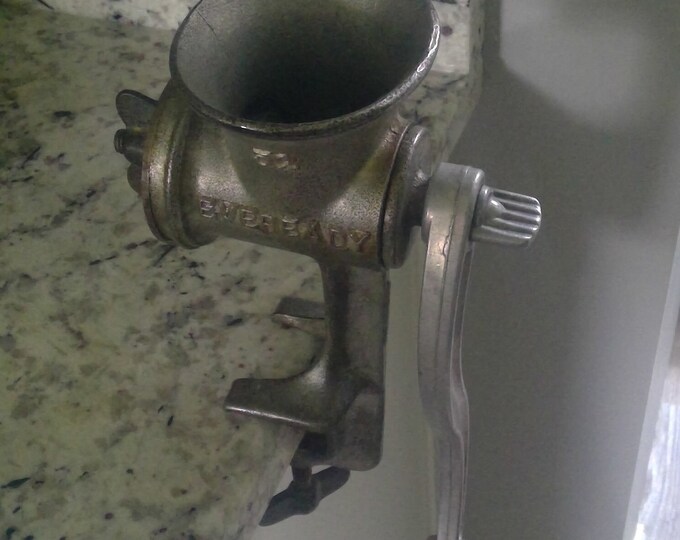 Eveready No. 52 Vintage Food/meat Grinder W/ 4 Blades - Etsy