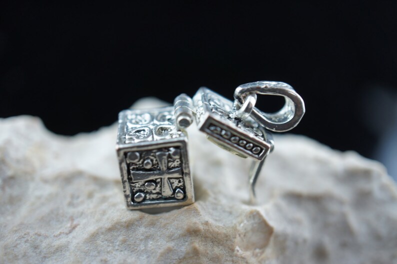 Vintage Designer Silver Tone Prayer Box Pendant Charm Open Top Circa ...