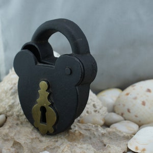 Vintage Wilton Cast Iron Trinket Box Lock Padlock Shape No Key Black ...