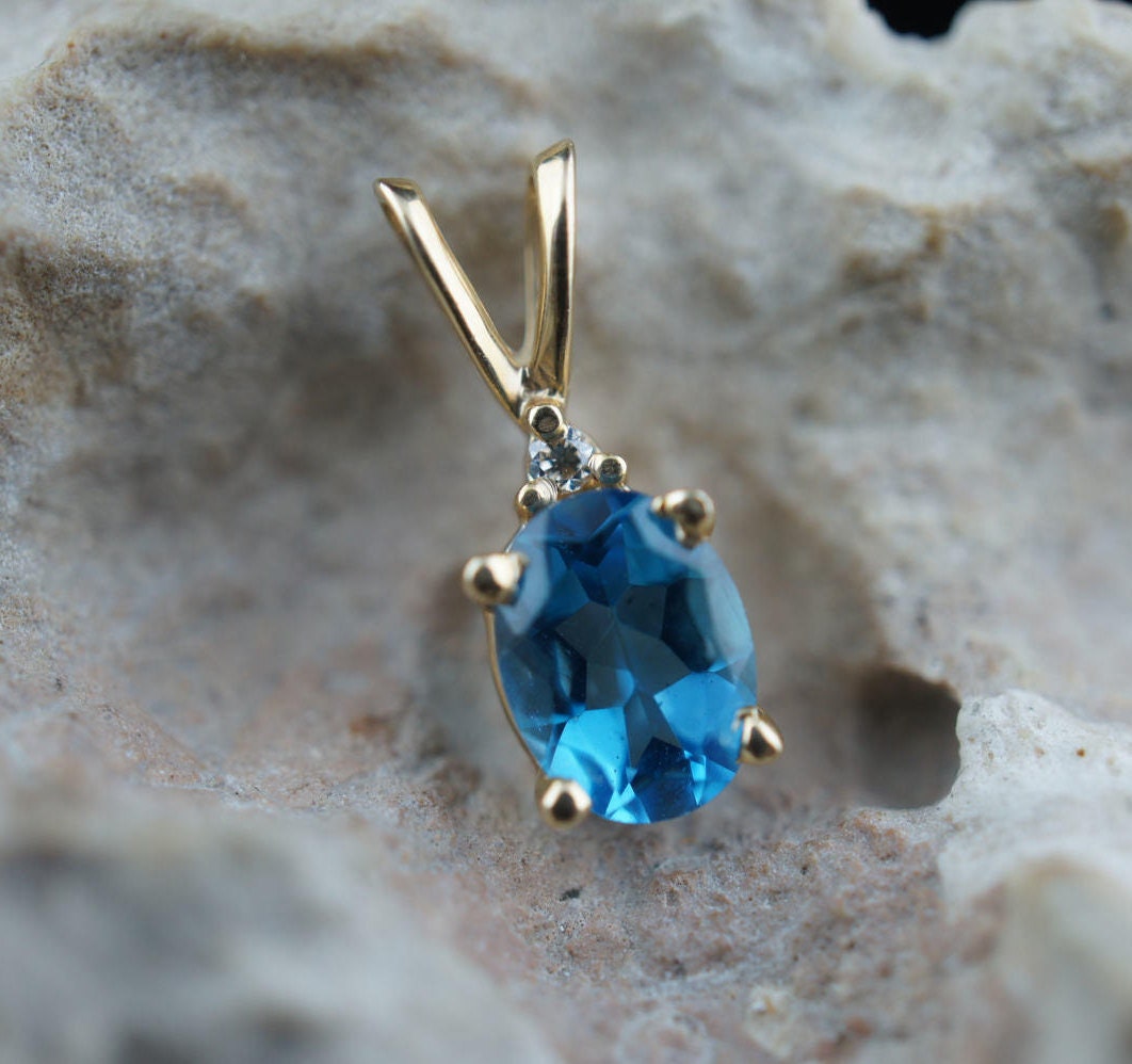 Vintage Solid 14k Yellow Gold Pendant solid Jewelry blue | Etsy