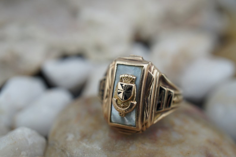 10K Ring Solid Gold 1947 BBCC ELG Emblem Vintage Art Deco | Etsy