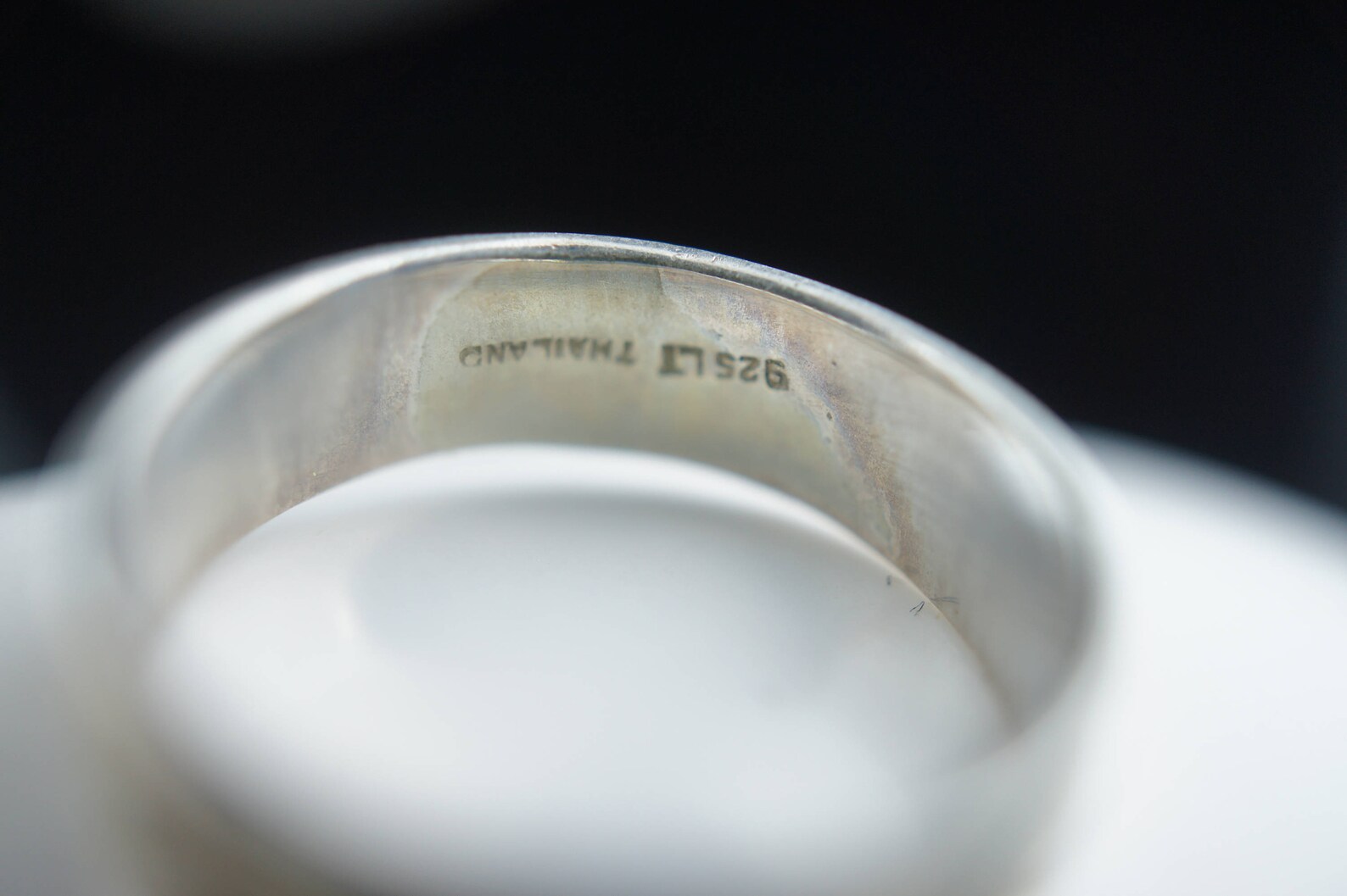 Vintage 925 LT Sterling Silver Ring Size 8 Hammered Design Wide ...
