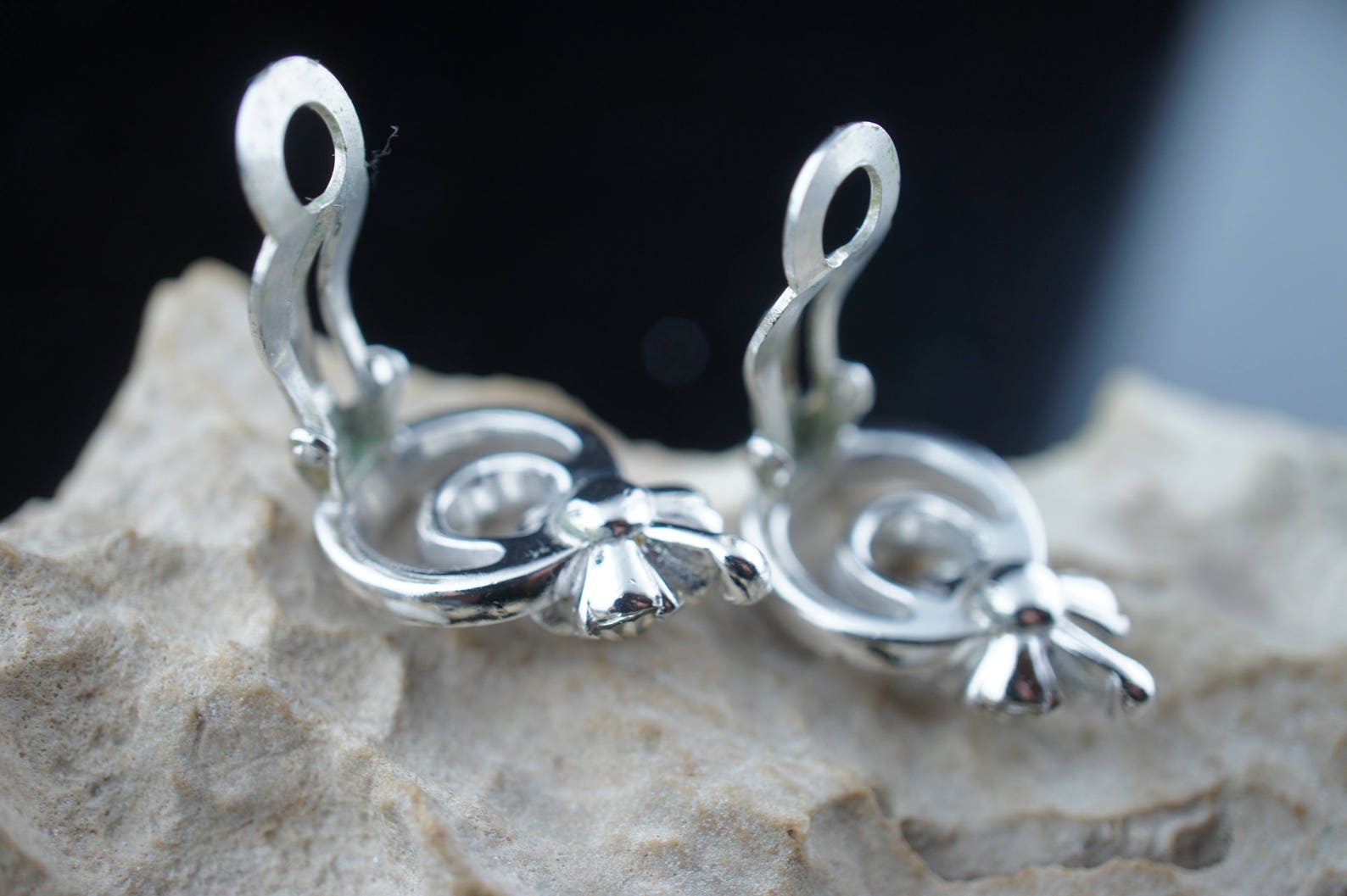 Pennino Vintage Jewelry Art Earrings Rhinestone Silvertone - Etsy